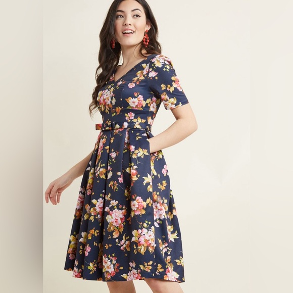 Modcloth | Dresses | Modcloth Elegant Instance Pinup Volup Fit N Flare ...